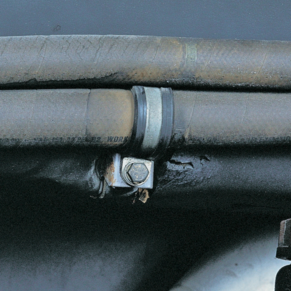 Pipe Clamp I.D. 20 X 15 Wide | Wurth USA